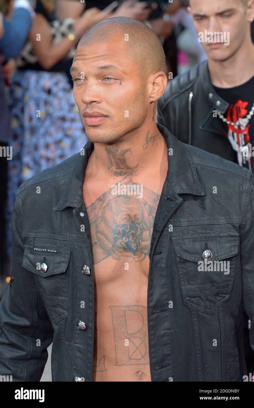 Jeremy Meeks walking the runway for the Philipp Plein Cruise Show 2018 ...