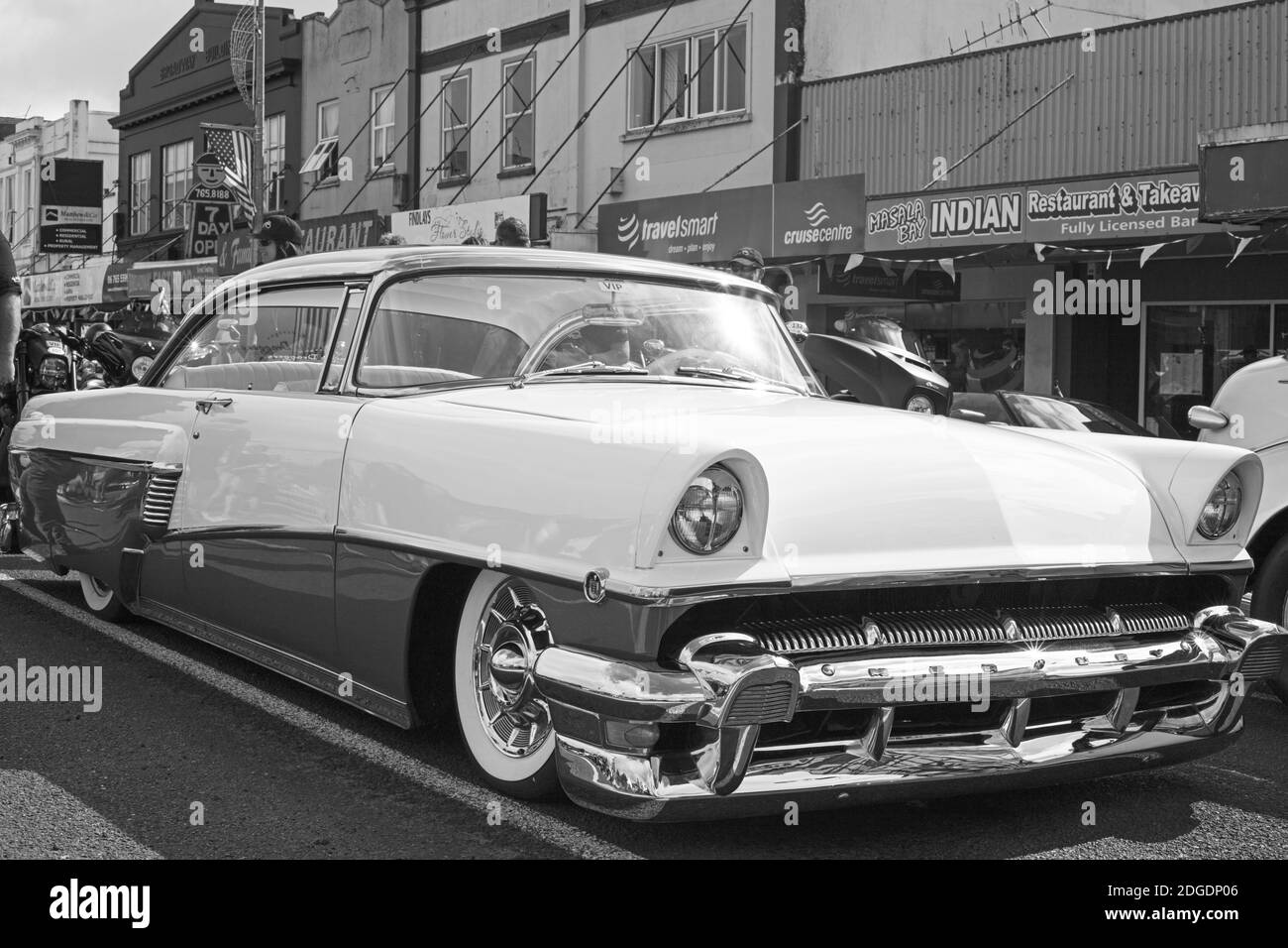 new-zealand-car-show-black-and-white-stock-photos-images-alamy