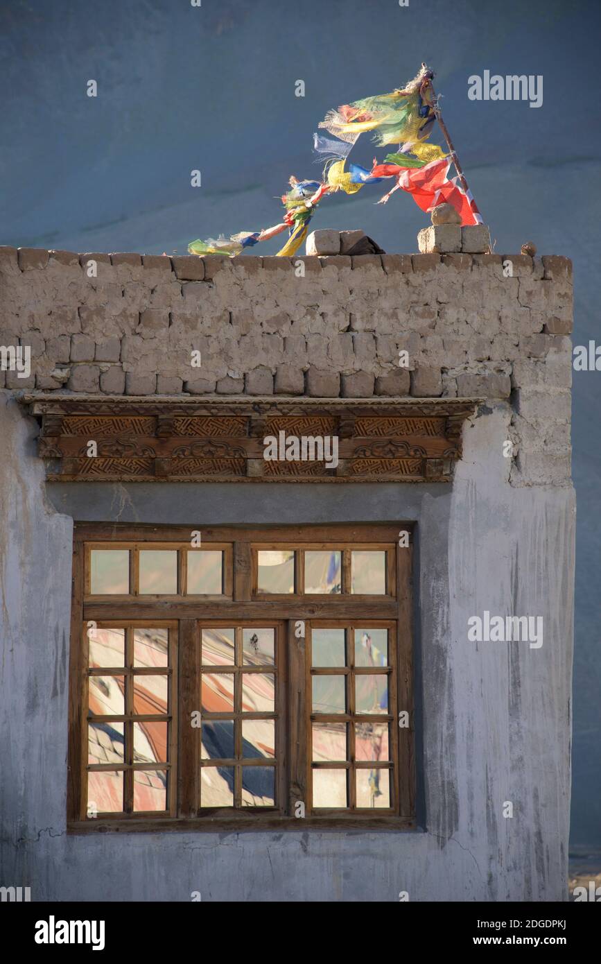 Zanskar house hi-res stock photography and images - Alamy