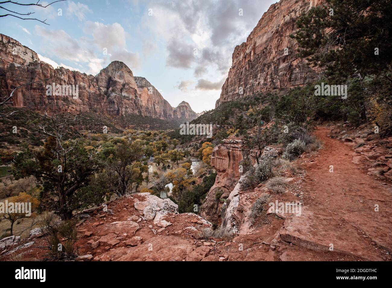 a hiking trail along the edge of Zion Canyon, Zion National Park, Utah ...