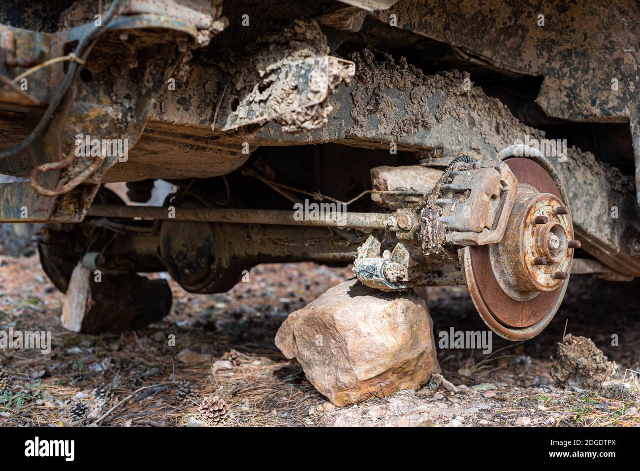 Missing wheels hi-res stock photography and images - Alamy