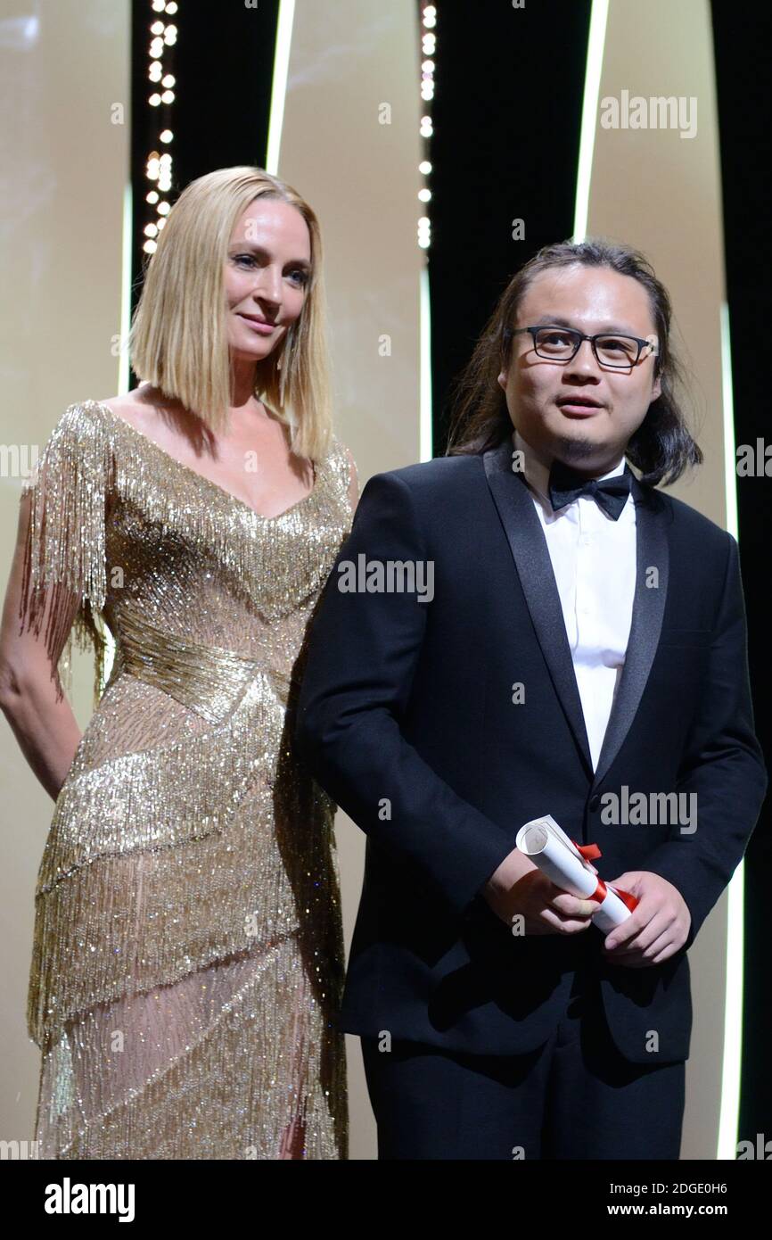 Uma Thurman and Qiu Yang winner of the award for Best Short for 'A ...