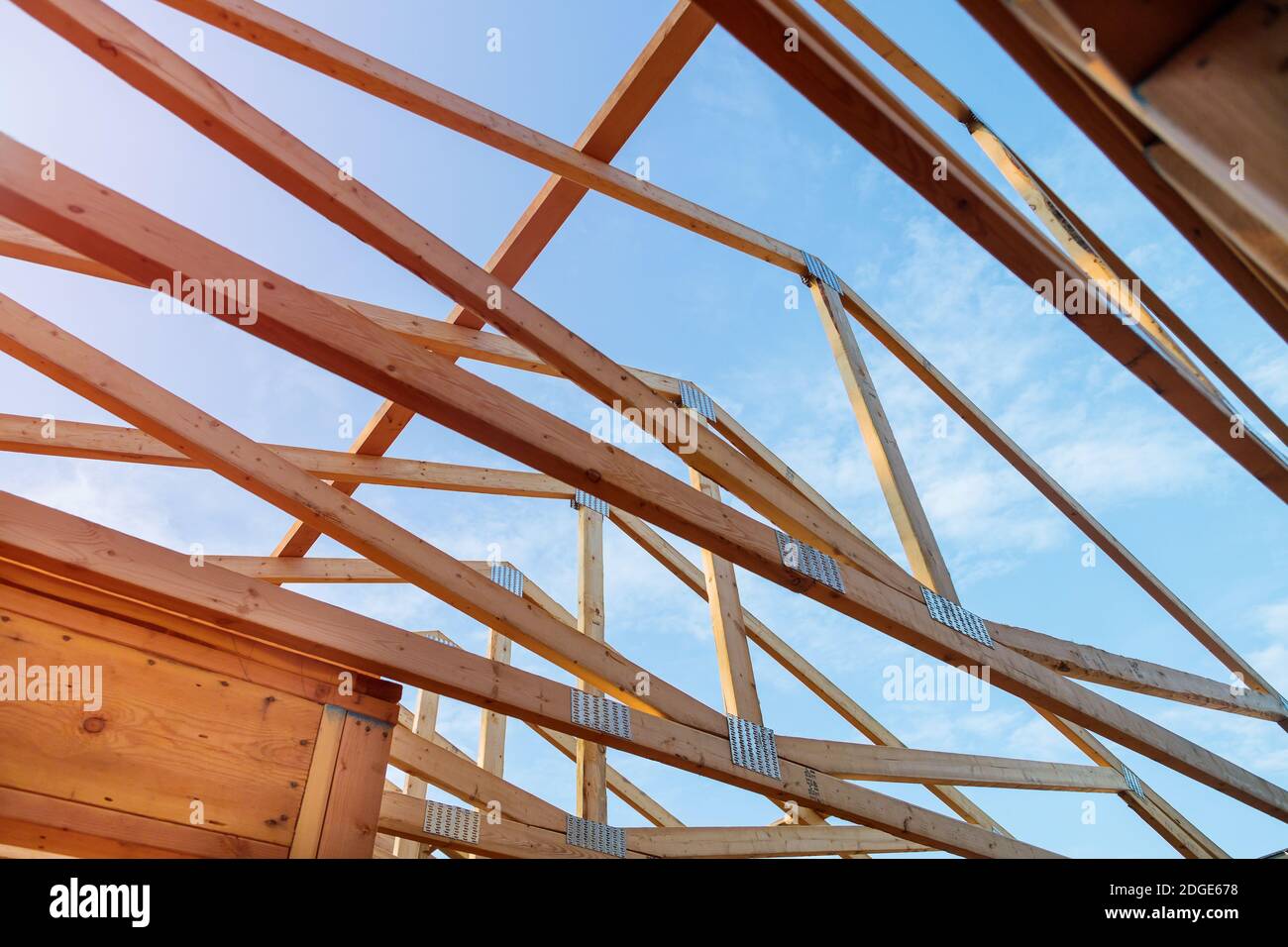 Beams framing hi-res stock photography and images - Alamy