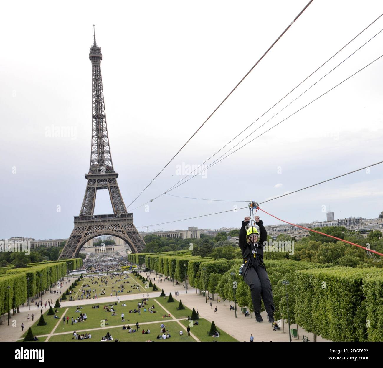 Perrier launches a Zip-line from the second floor of the Eiffel Tower ...