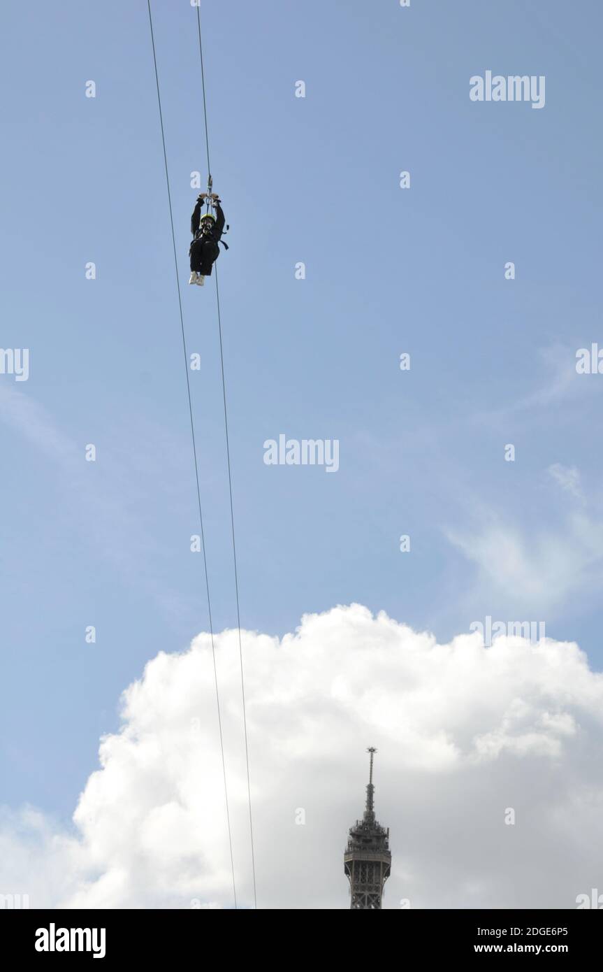 Perrier launches a Zip-line from the second floor of the Eiffel Tower ...