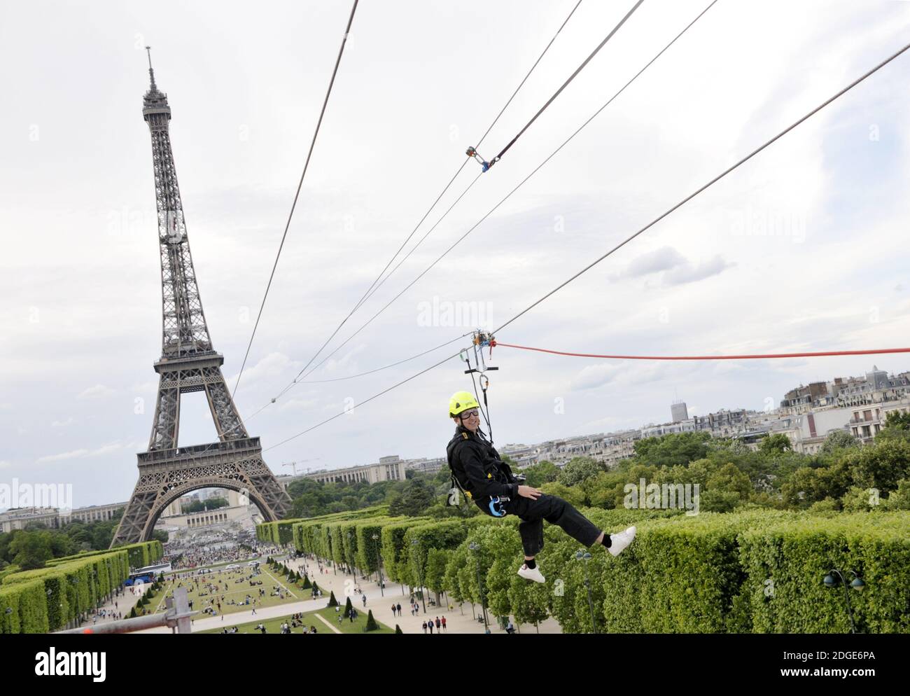 Perrier launches a Zip-line from the second floor of the Eiffel Tower ...