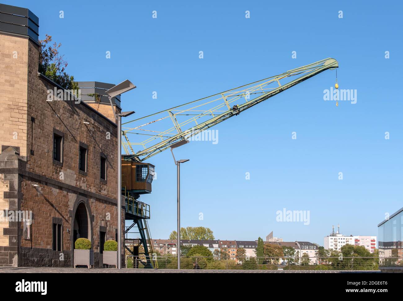Stable crane hi-res stock photography and images - Alamy