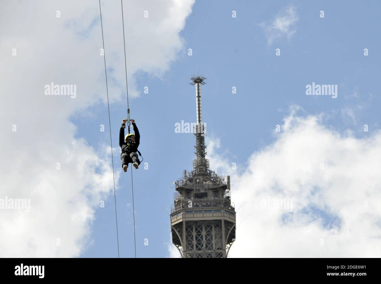Perrier launches a Zip-line from the second floor of the Eiffel Tower ...