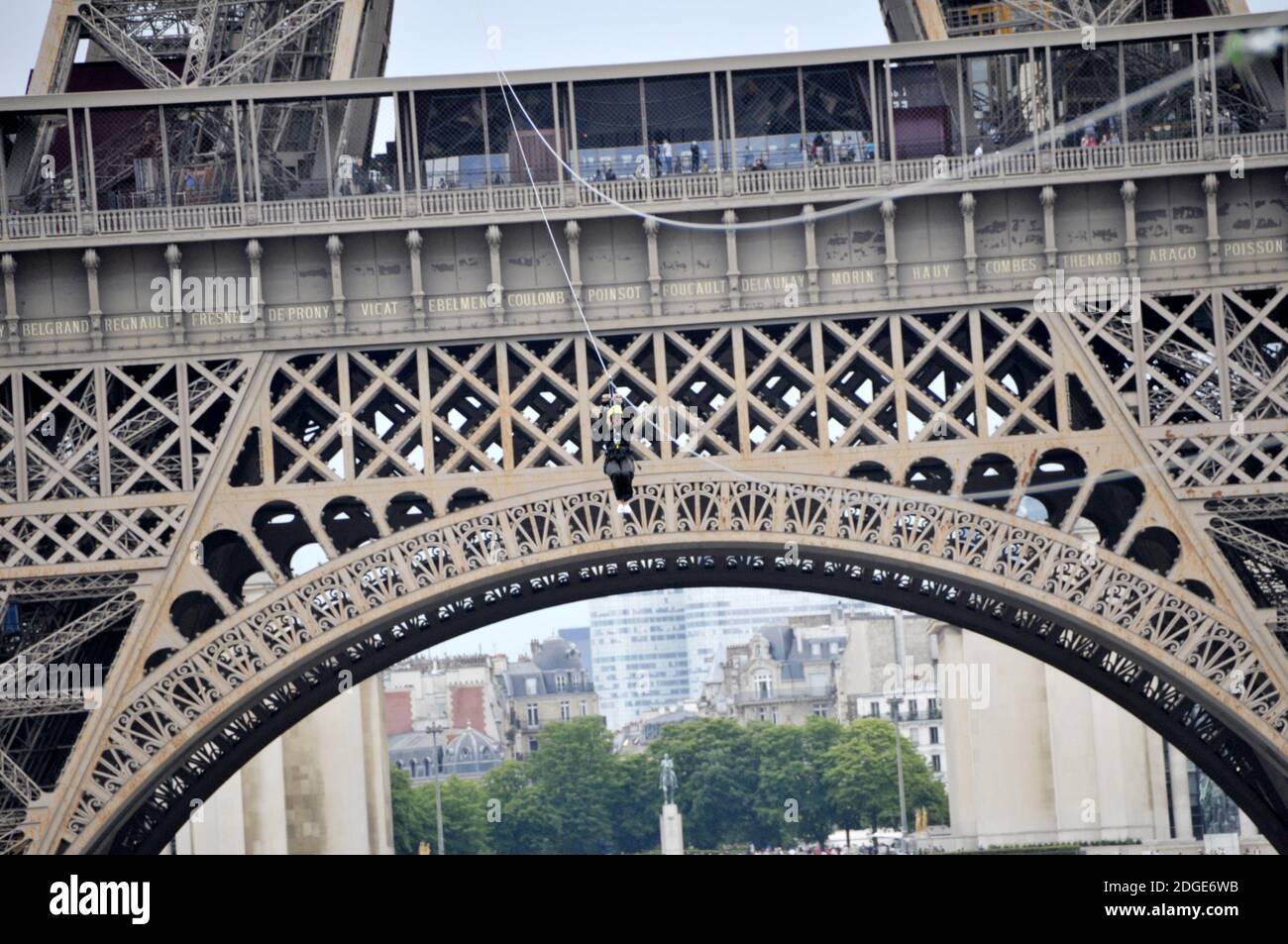 Perrier launches a Zip-line from the second floor of the Eiffel Tower ...