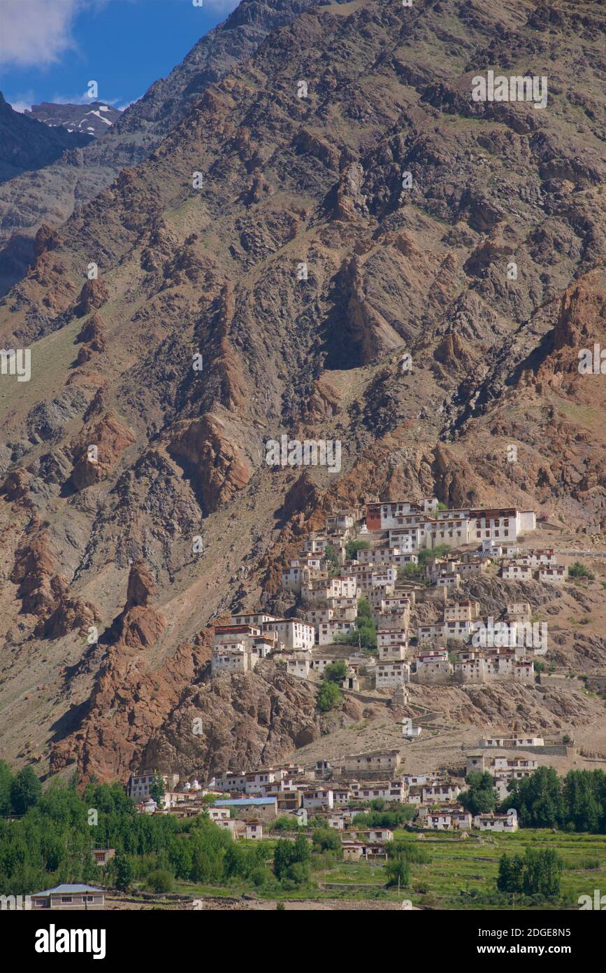 Karsha monastery hugging the mountainside, near Padum Zanskar Valley ...