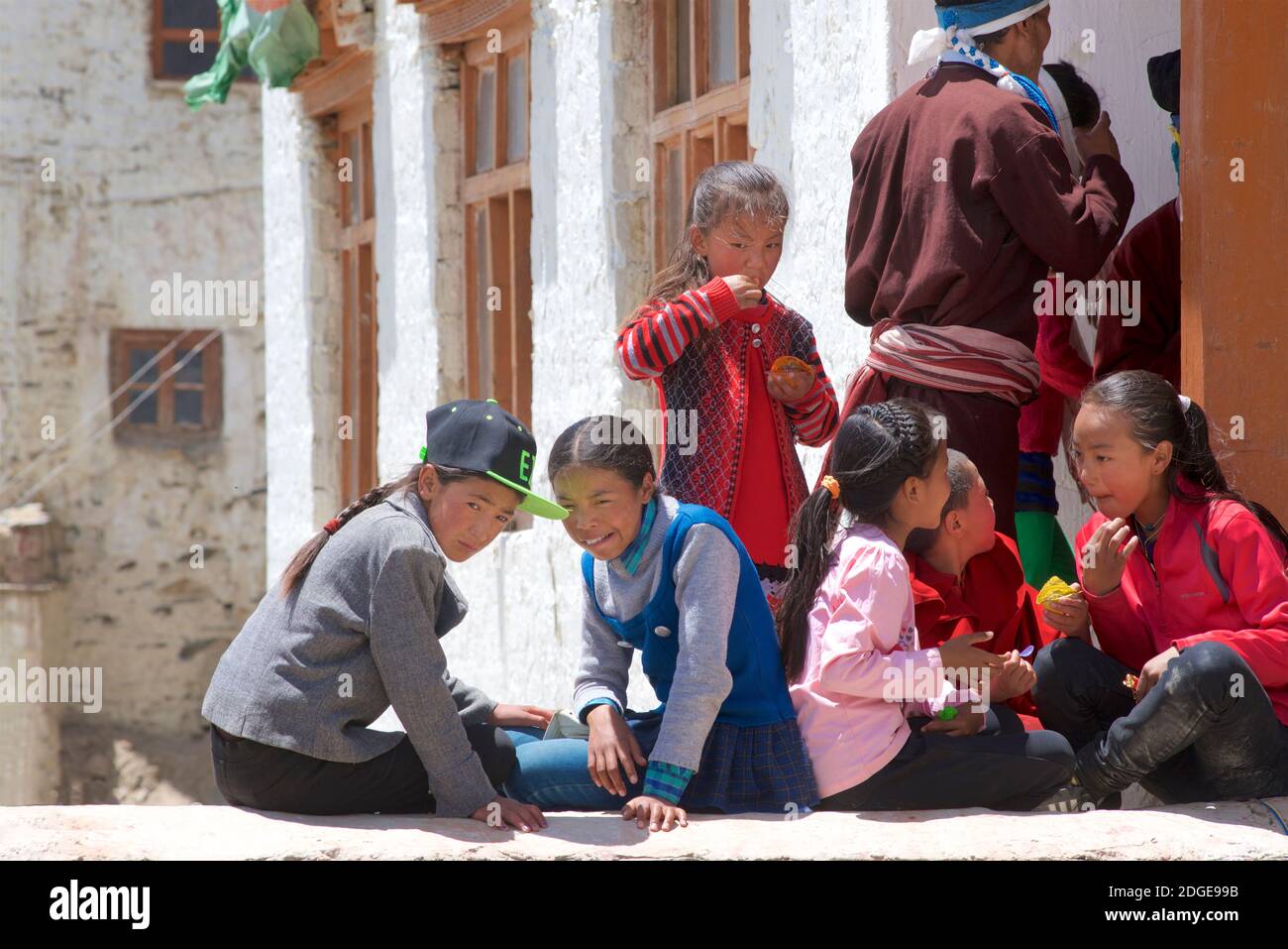 Zanskar people hi-res stock photography and images - Alamy