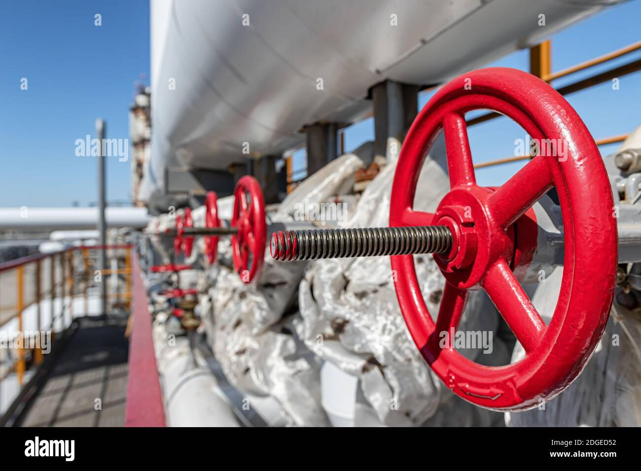 Flywheels hi-res stock photography and images - Alamy