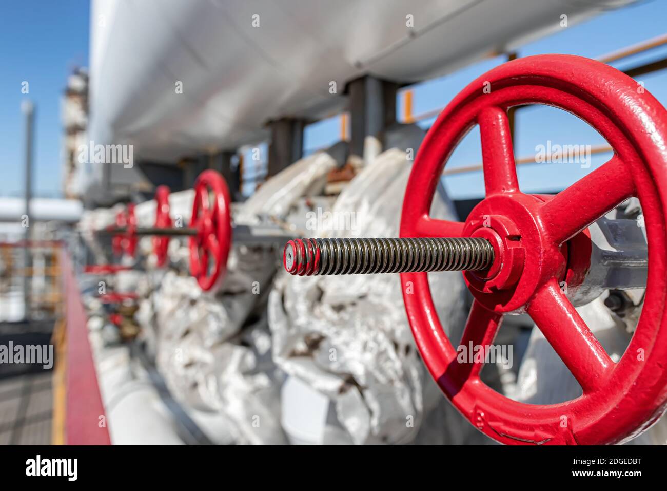 Flywheels hi-res stock photography and images - Alamy