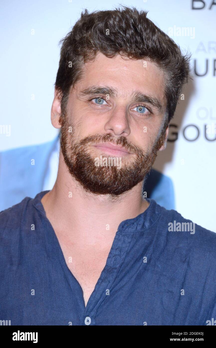 Arthur Dupont participe a la premiere du film Grand Froid a l'UGC Cine ...