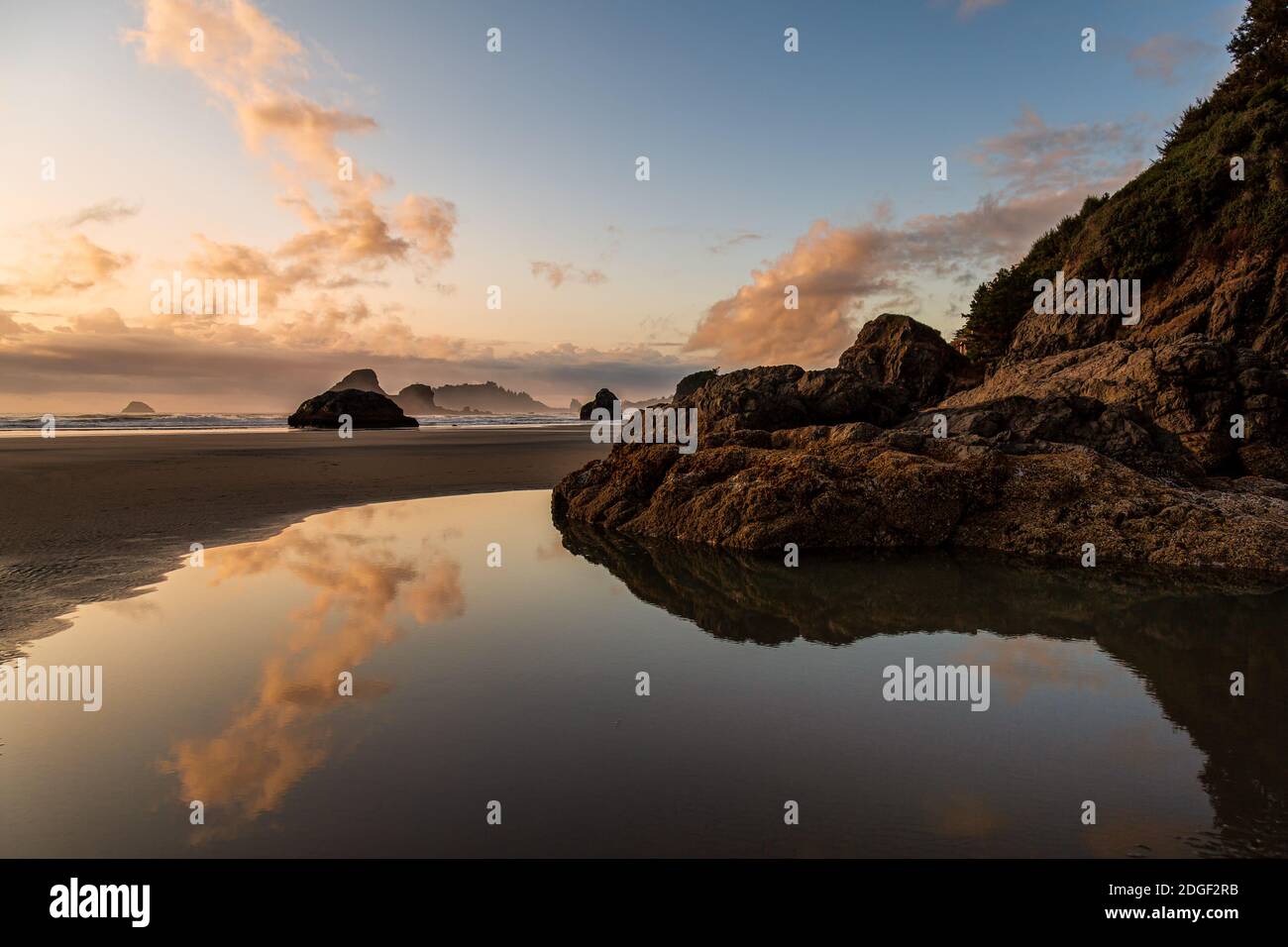 A Colorful Sunset at a Northern California Beach Stock Photo - Alamy
