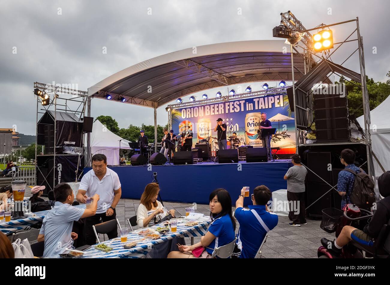 Orion beer okinawa hi-res stock photography and images - Alamy