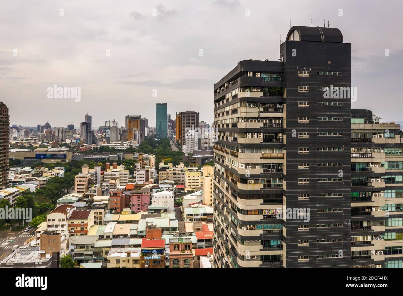 Taichung city aerial view taiwan hi-res stock photography and images ...