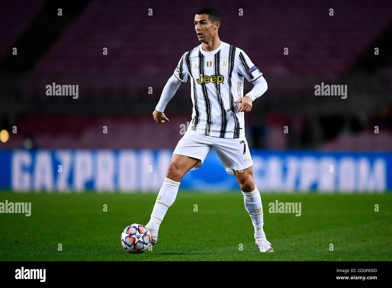 Ronaldo fc barcelona hi-res stock photography and images - Alamy