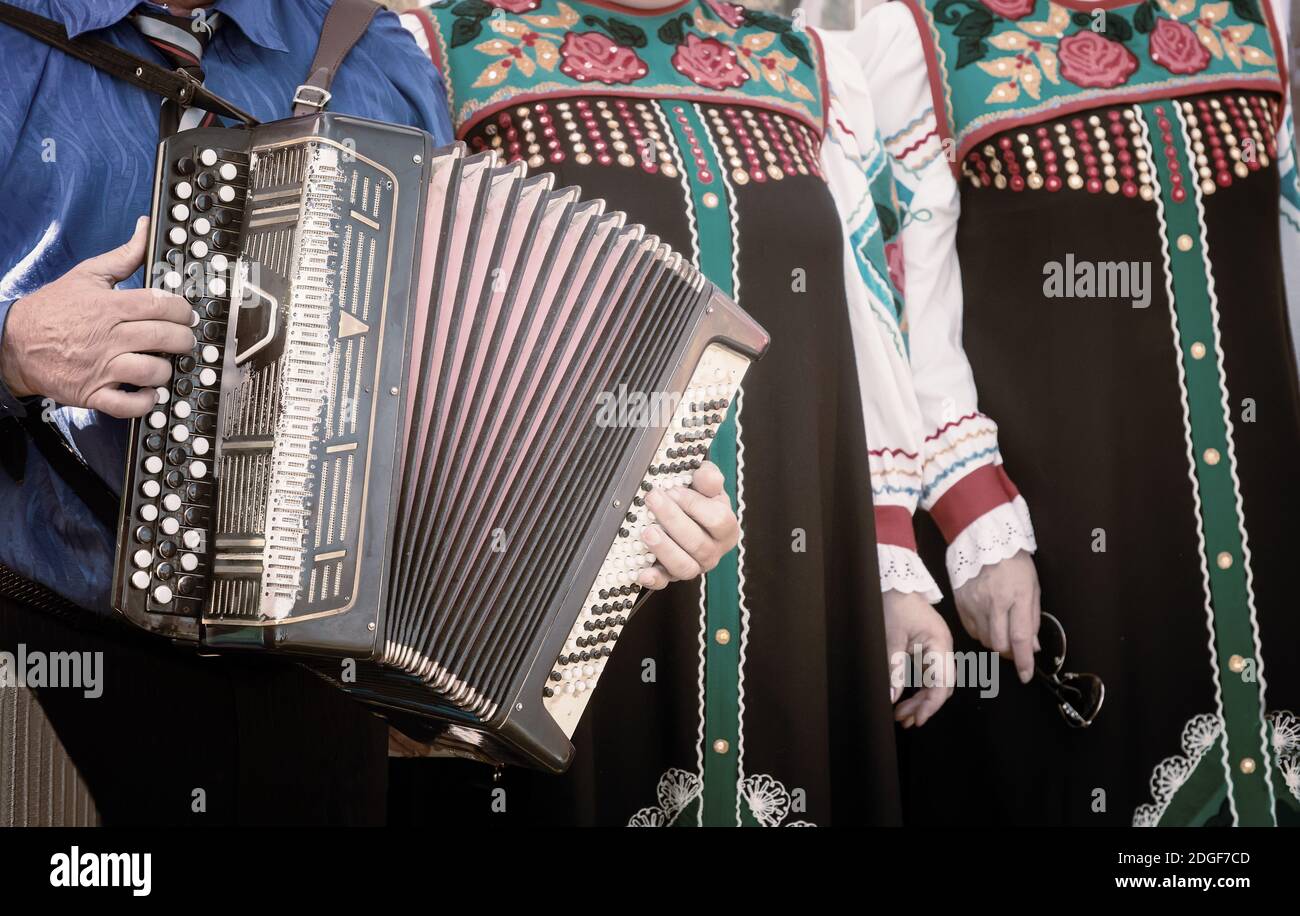 A man with musical instrument hi-res stock photography and images - Alamy