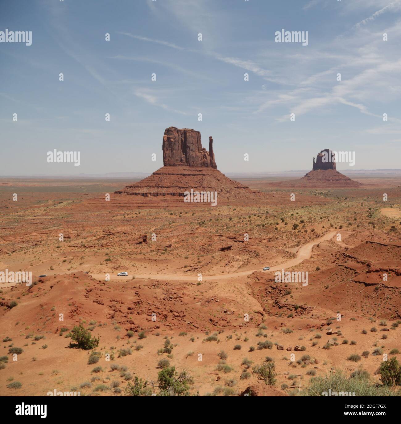 The monument valley park Stock Photo - Alamy