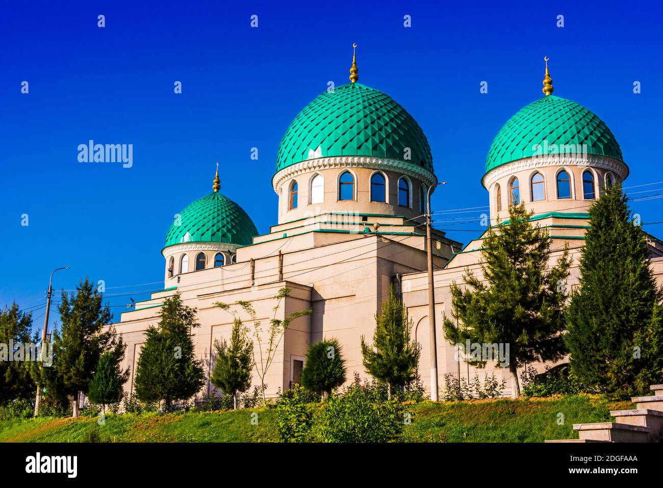 Khoja Ahror Valiy mosque known as the Jama or Dzhuma Mosque in Tashkent ...