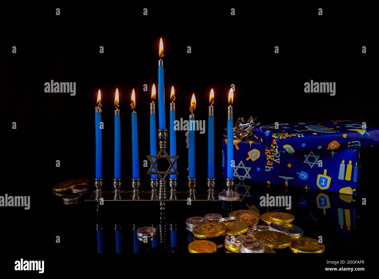 Hanukka coins hi-res stock photography and images - Alamy