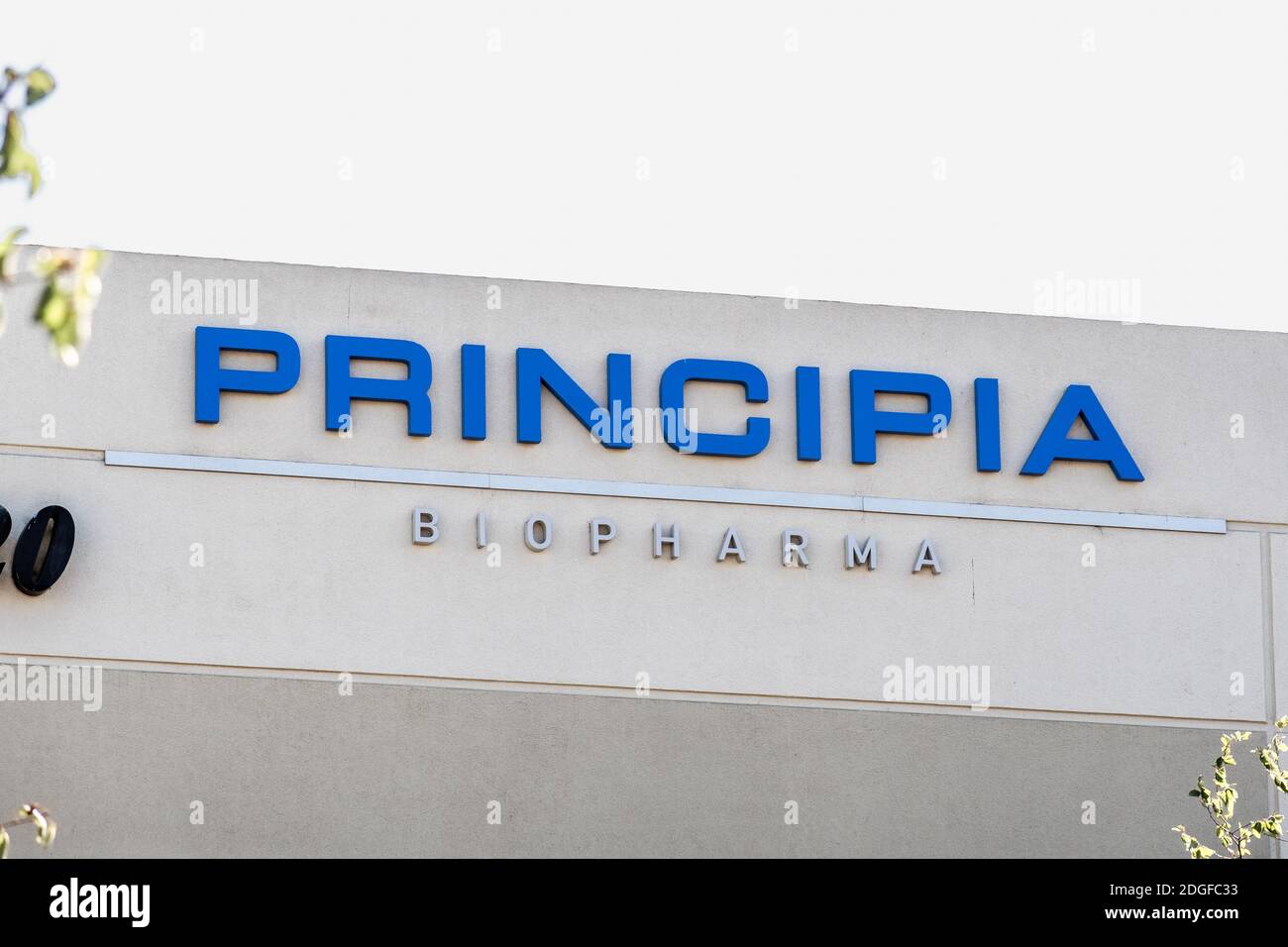 Biopharma hi-res stock photography and images - Alamy