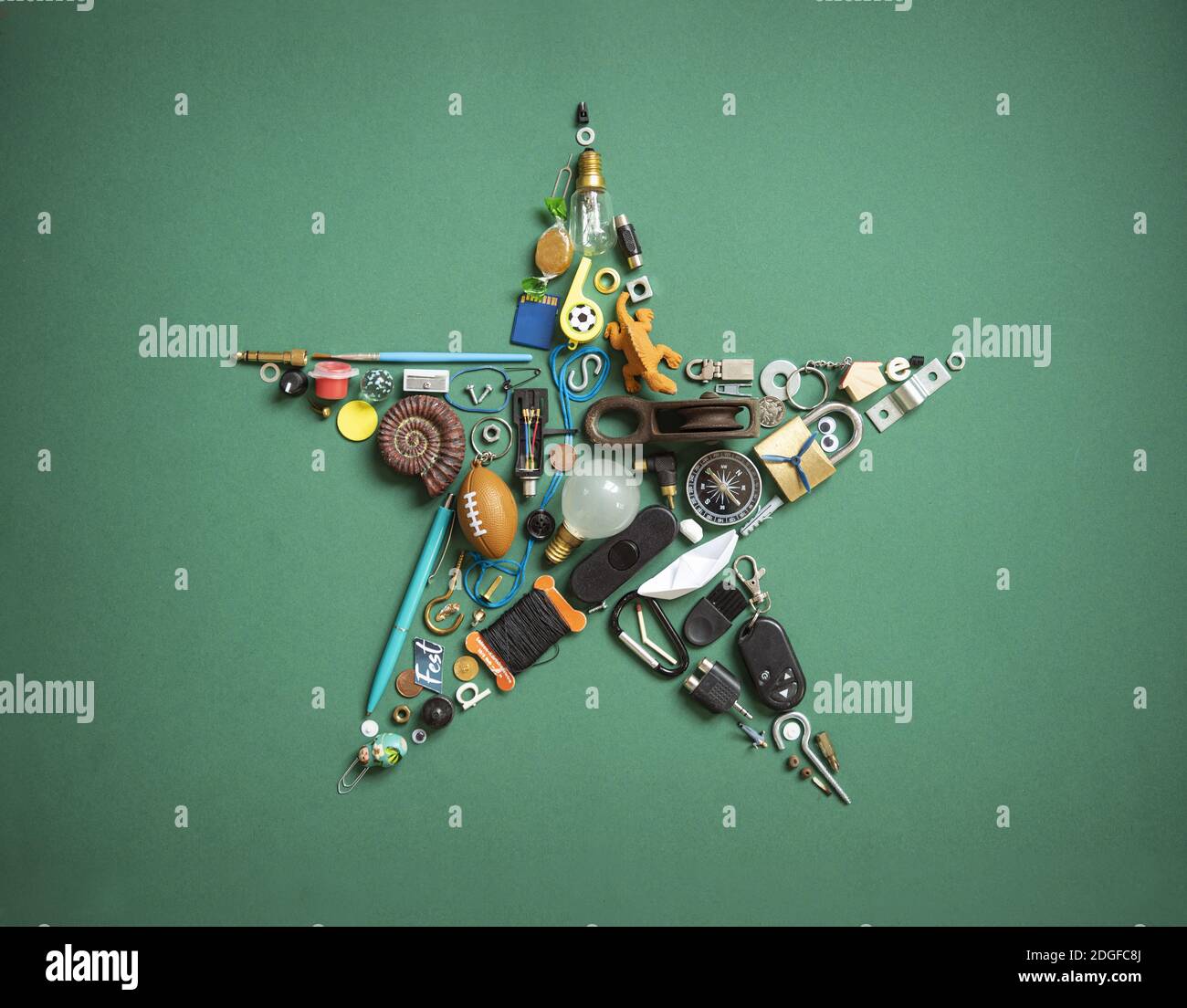 Trash Christmas Star Stock Photo - Alamy