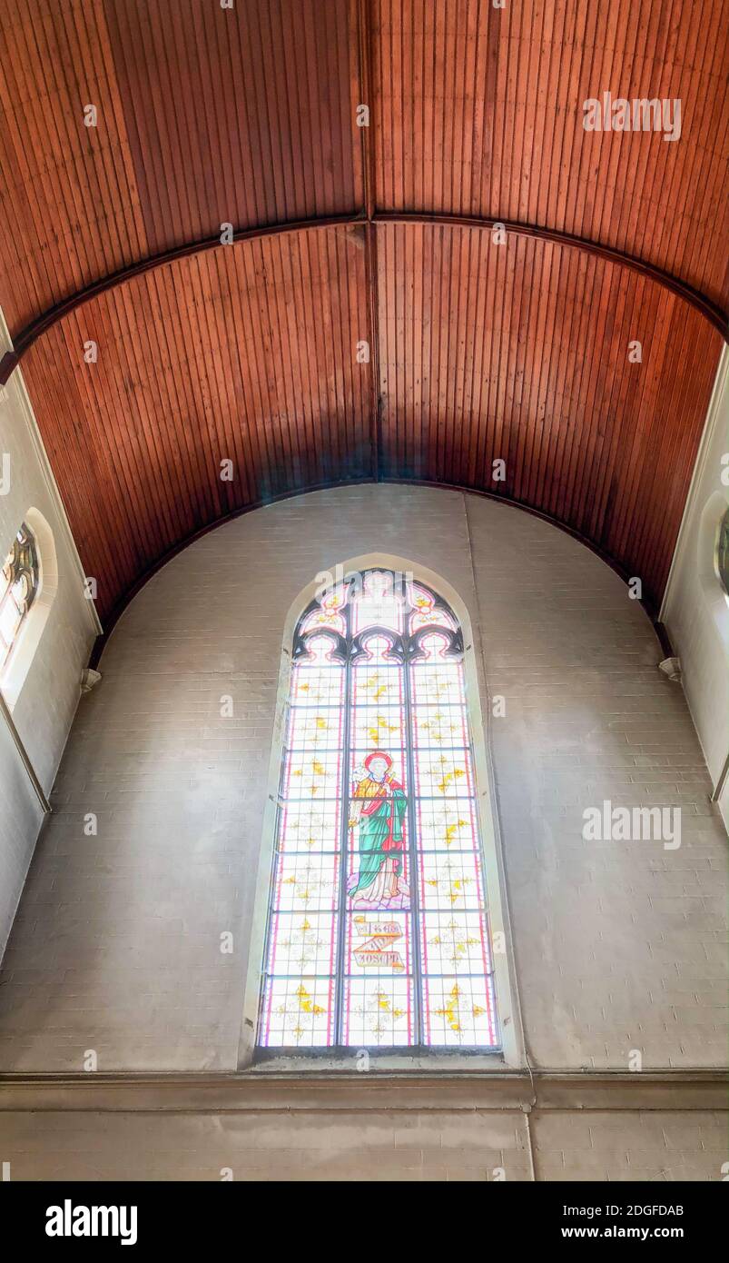 Church window light beams hi-res stock photography and images - Alamy