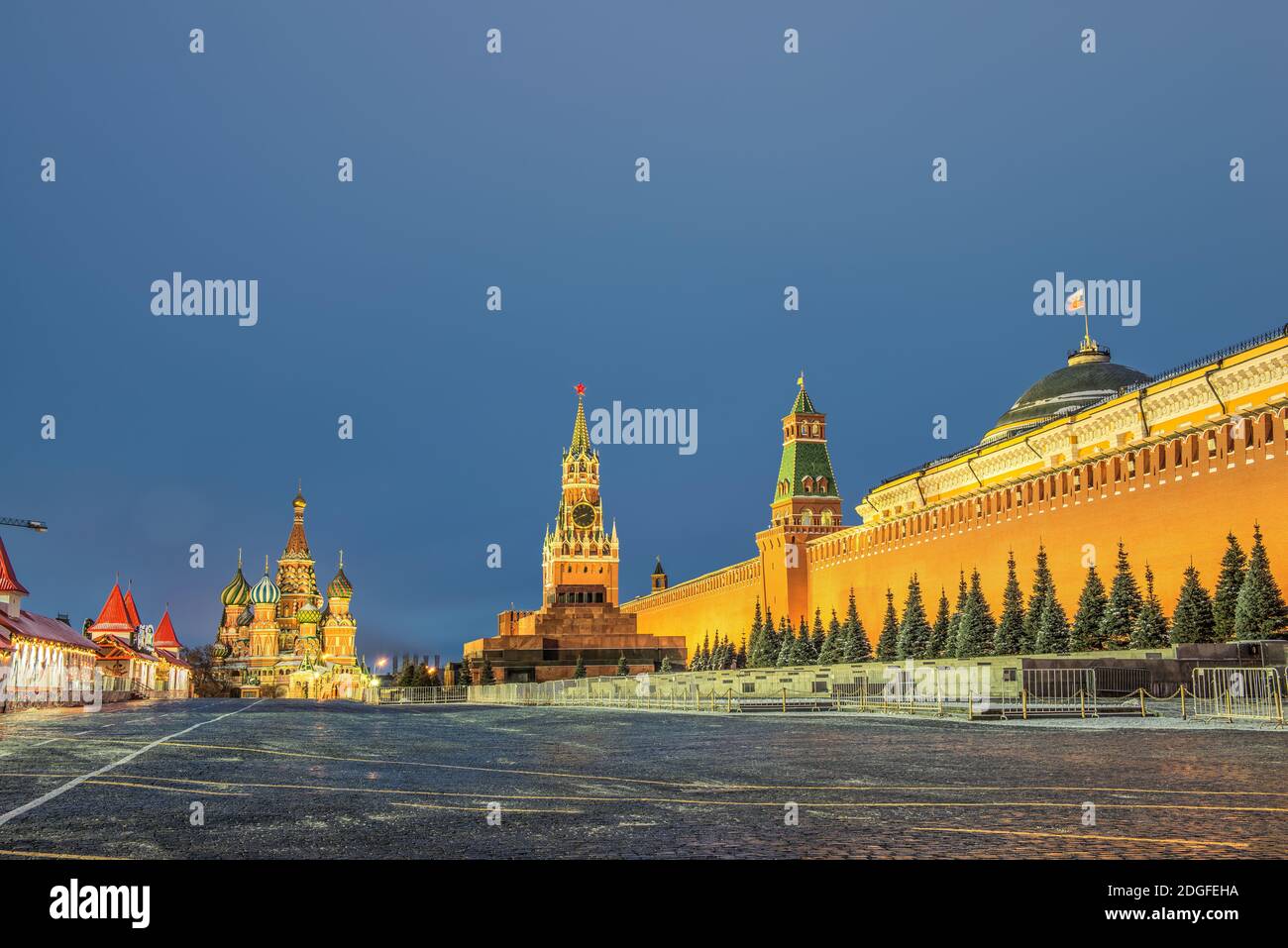 Red Square, Mausoleum of Lenin in Moscow, Russia Stock Photo - Alamy
