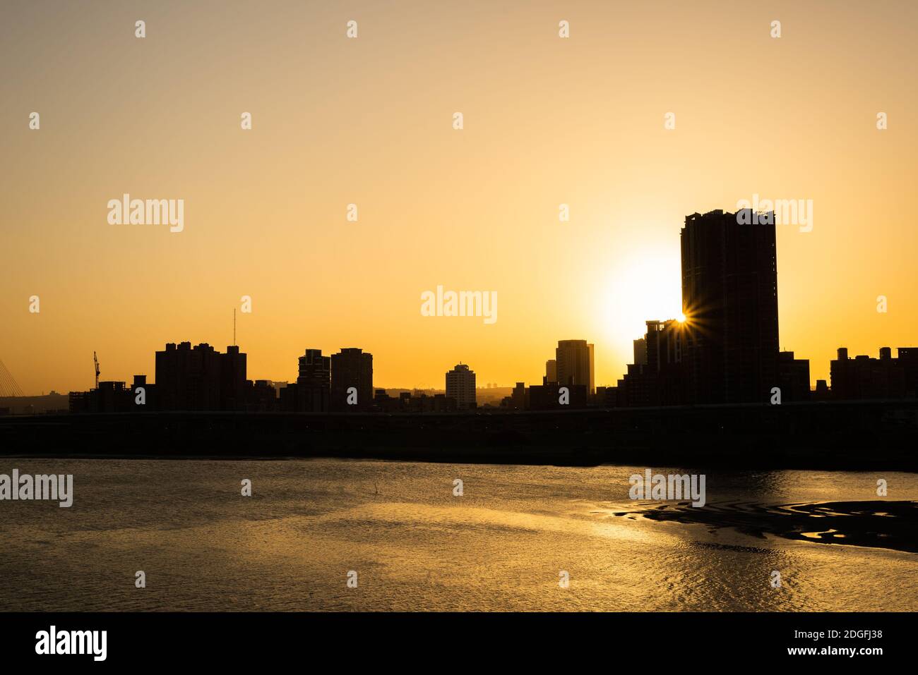 Square window silhouette house hi-res stock photography and images - Alamy