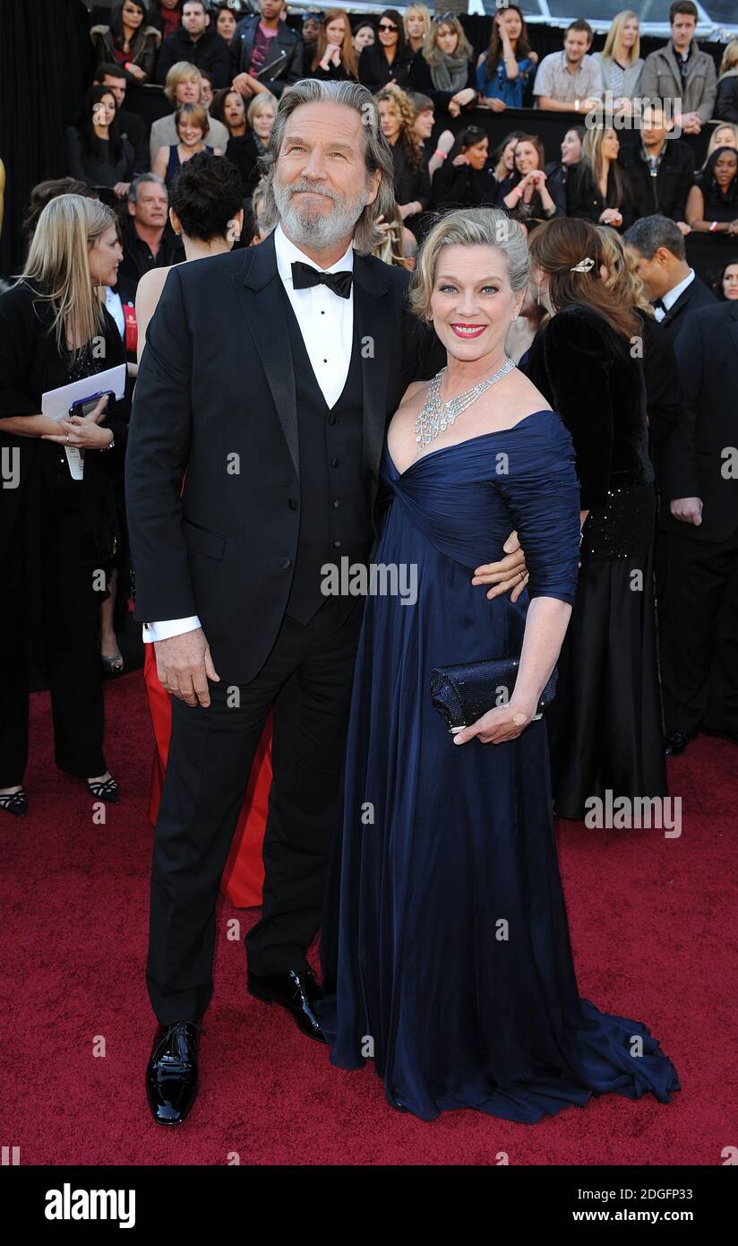 Susan Bridges and Jeff Bridges arriving for the 83rd Academy Awards at ...