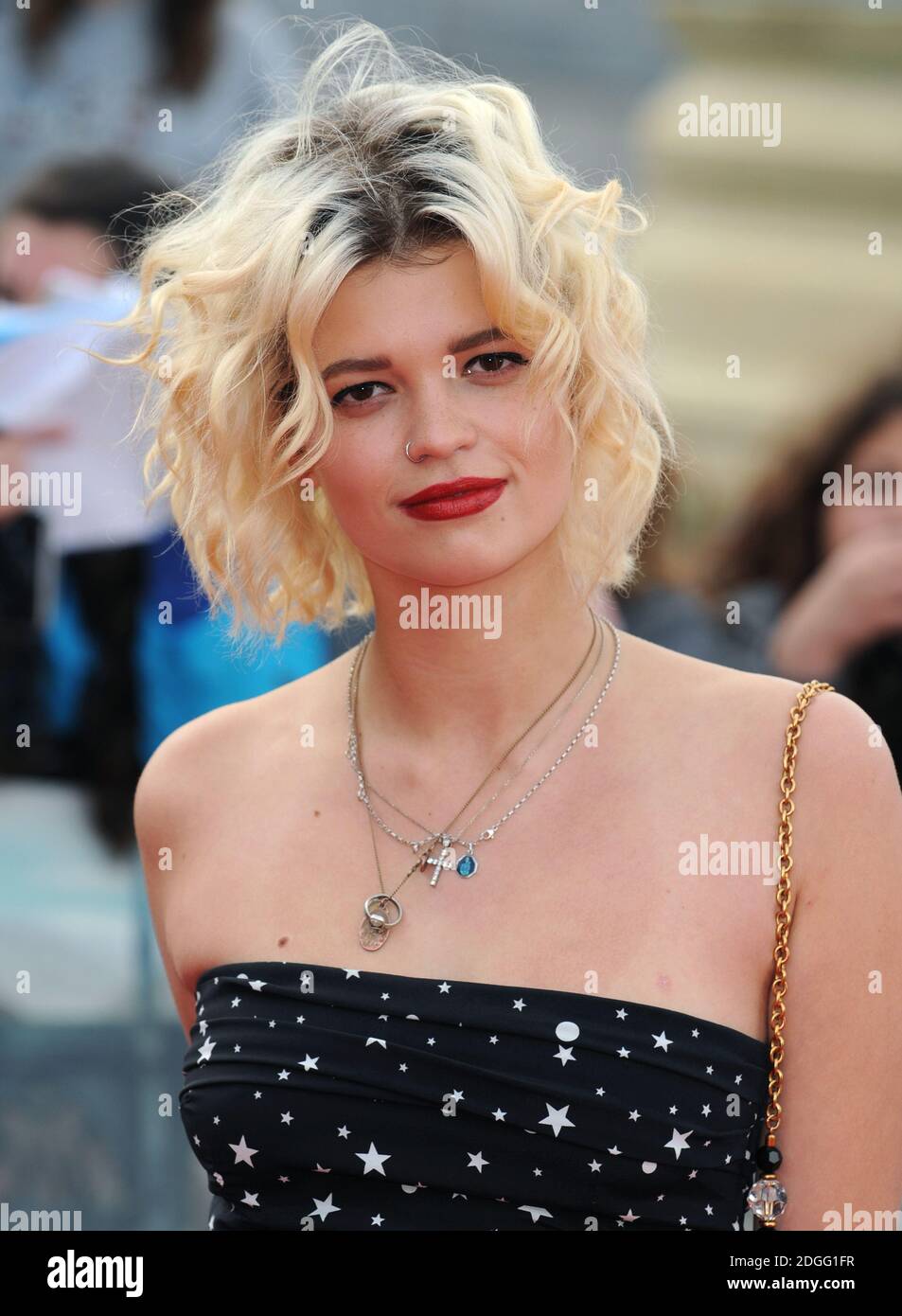 Pixie Geldof at the World Premiere of Harry Potter and the Deathly ...