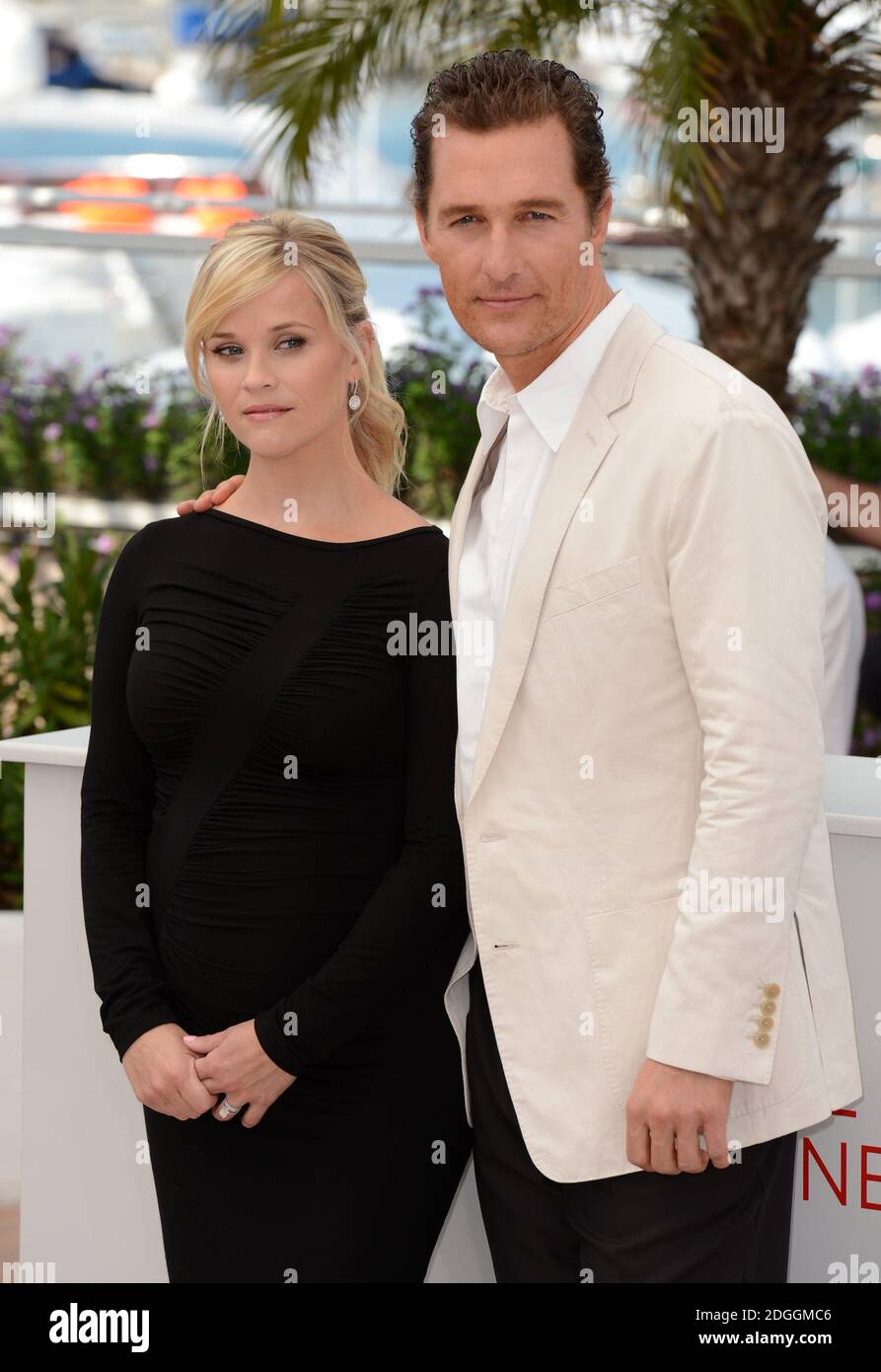 Reese Witherspoon and Matthew McConaughey at the photocall for Mud ...