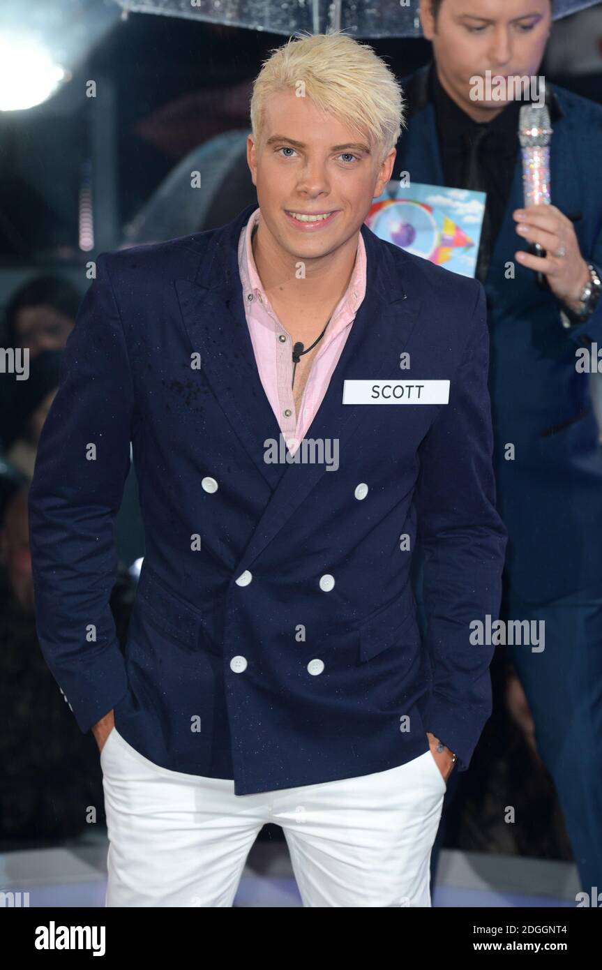 Scott arriving at the Big Brother House 2012, Elstree Studios ...
