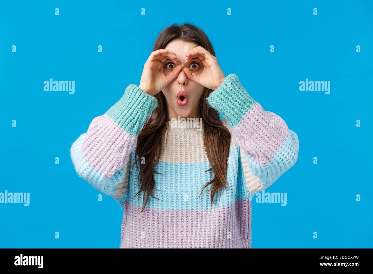 Astounded fashion hi-res stock photography and images - Alamy