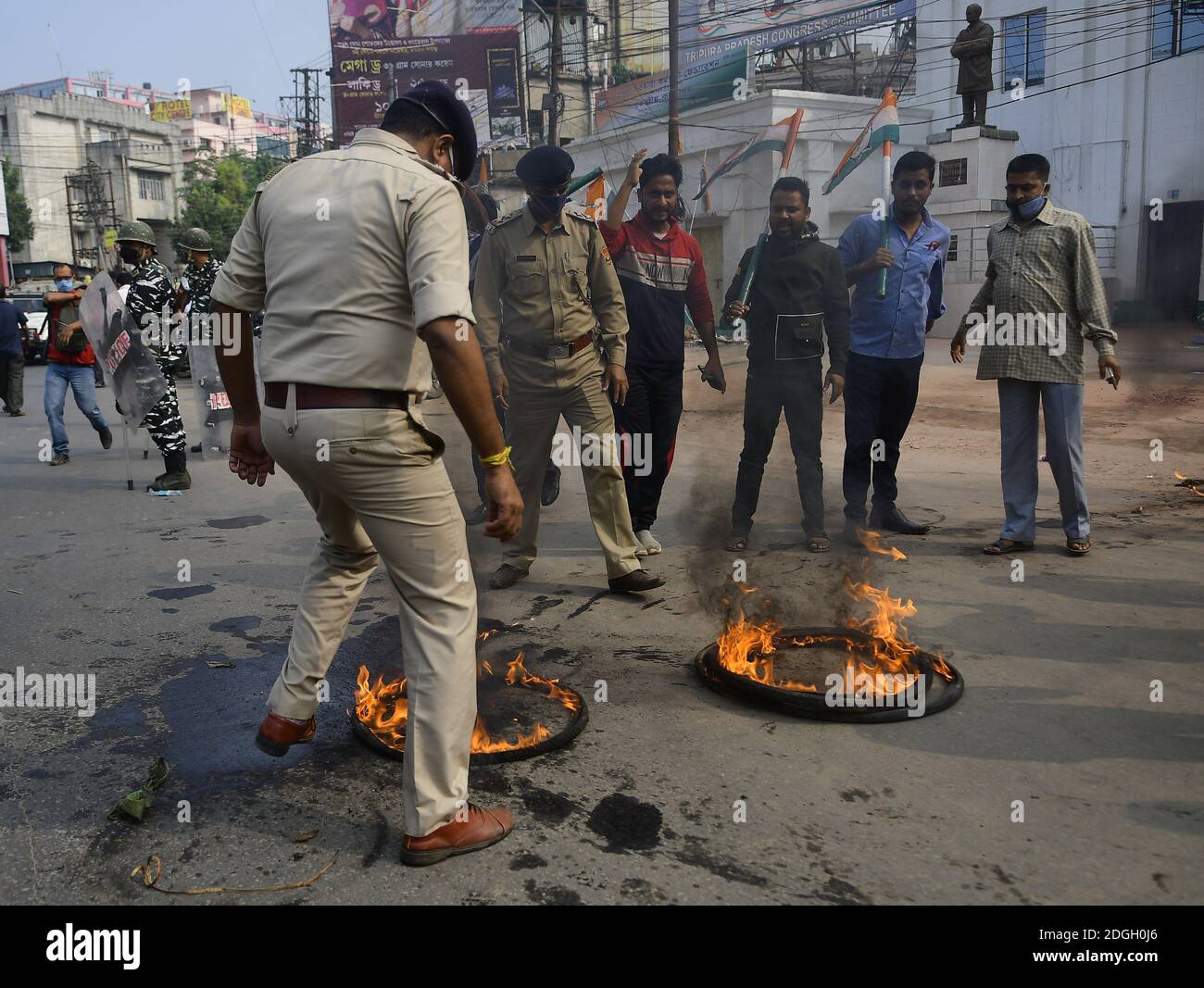 Farmers protest india strike hi-res stock photography and images - Alamy