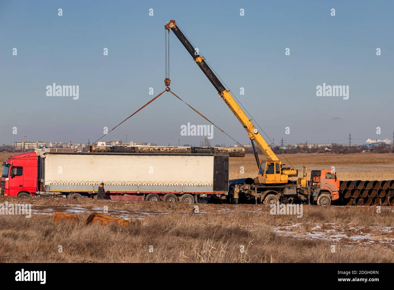 Loading large diameter steel hi-res stock photography and images - Alamy