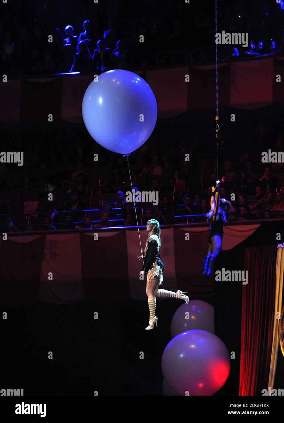 Mtv music awards balloon hi-res stock photography and images - Alamy