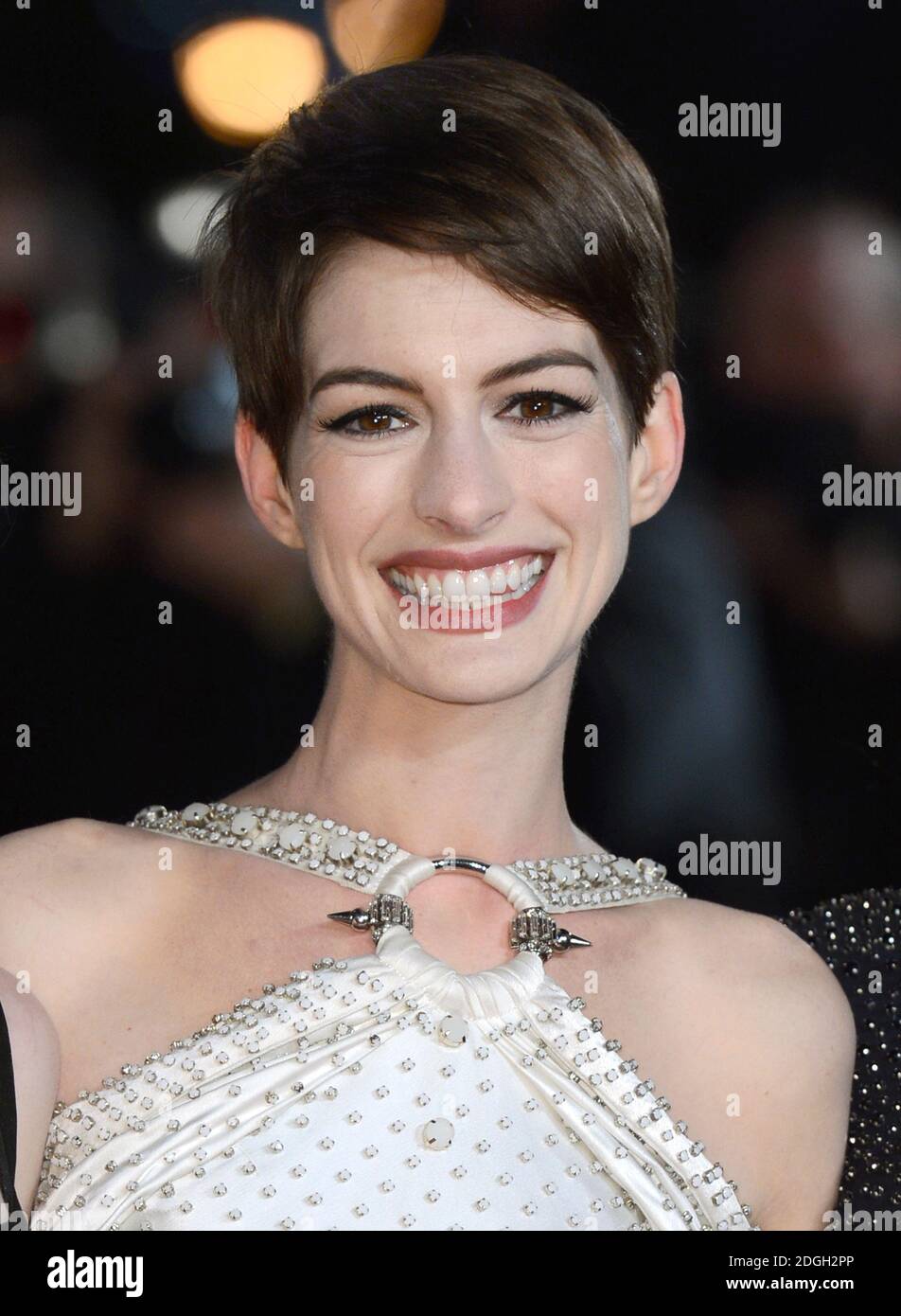 Anne Hathaway Short Hair Les Miserables