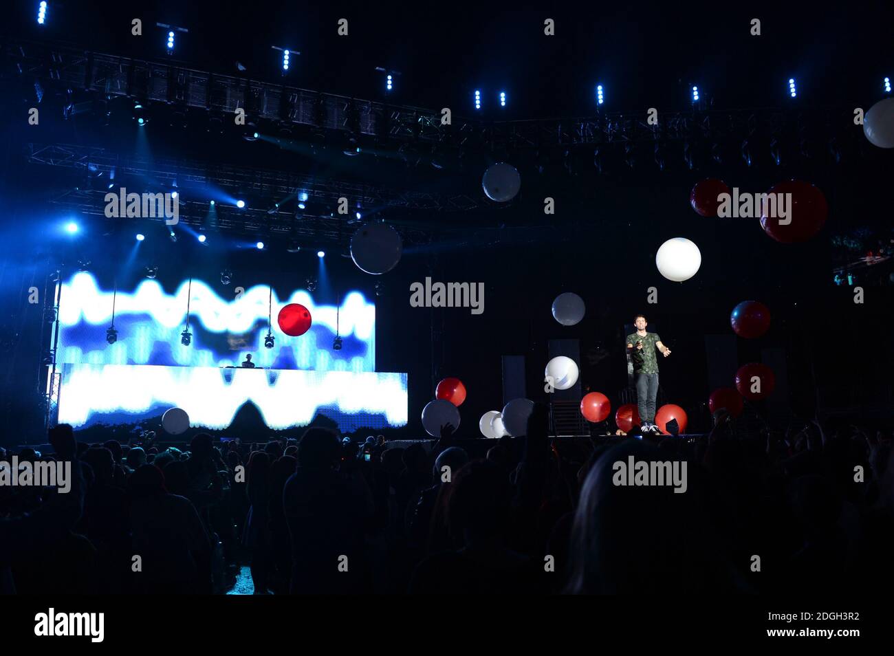Calvin Harris and Example on stage during the 2012 Capital FM Jingle ...