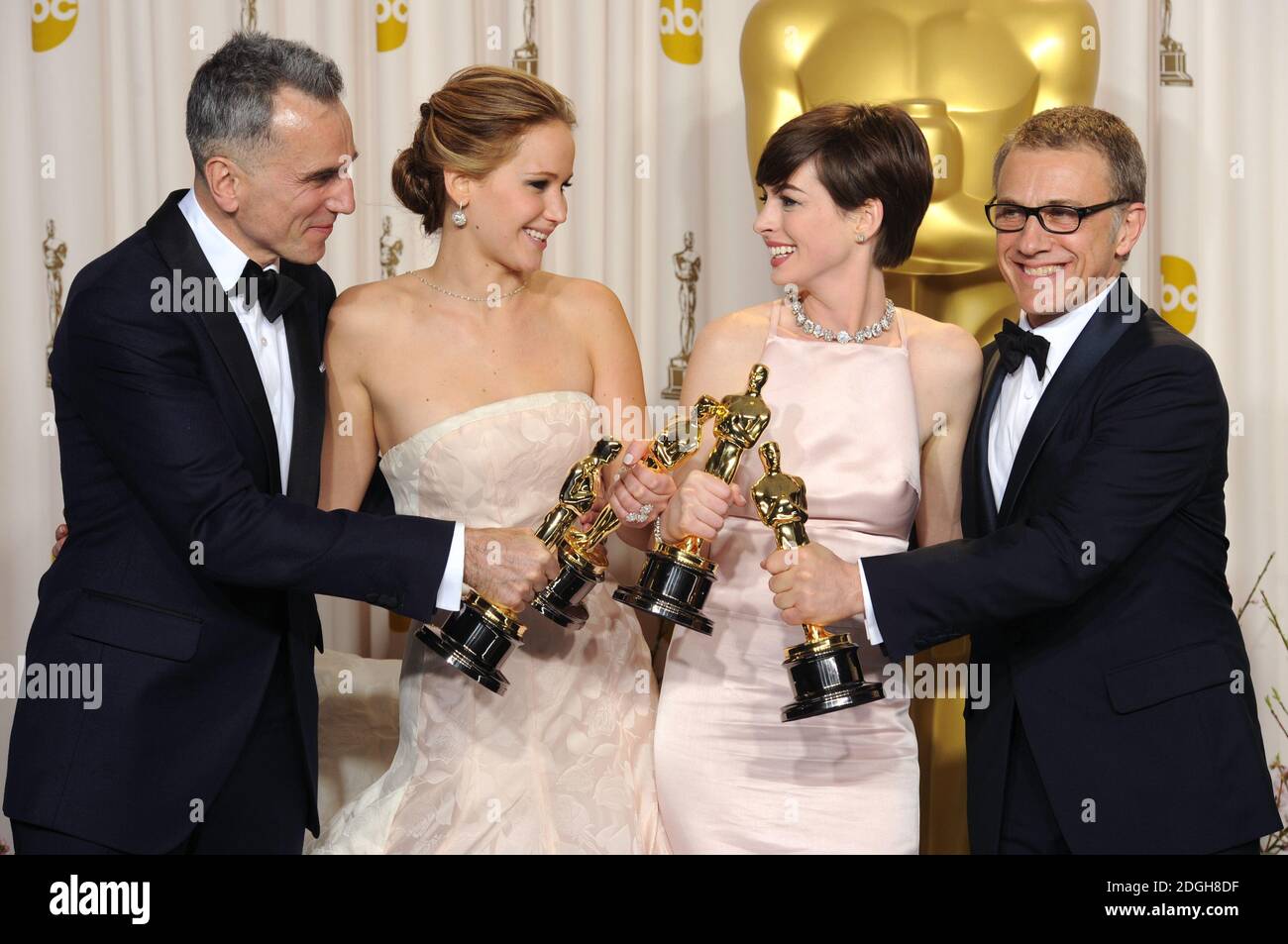 Daniel Day Lewis, Jennifer Lawrence, Anne Hathaway and Christoph Waltz ...