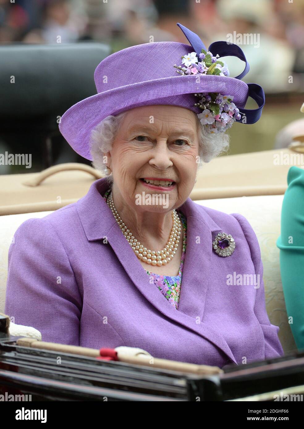 Her majesty queen elizabeth ii ascot hi-res stock photography and ...