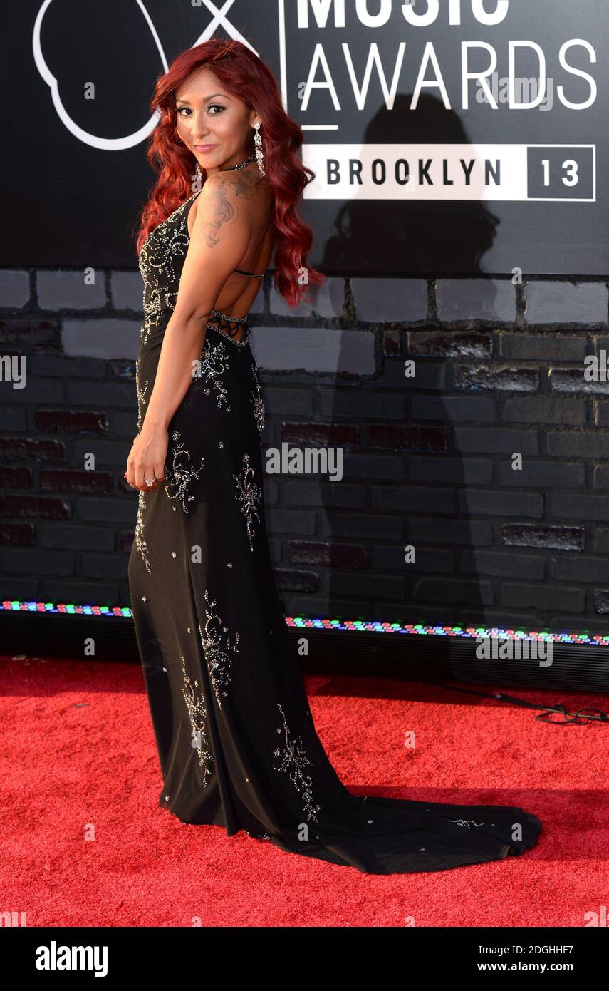 Nicole Snooki Polizzi arriving at the MTV Video Music Awards 2013, The ...