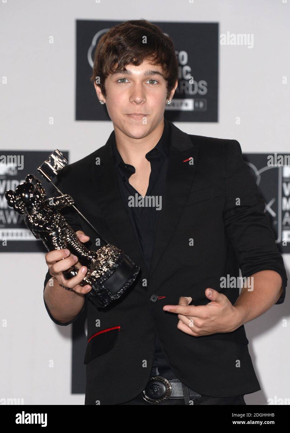 Austin Mahone backstage in the Awards Room at the MTV Video Music ...