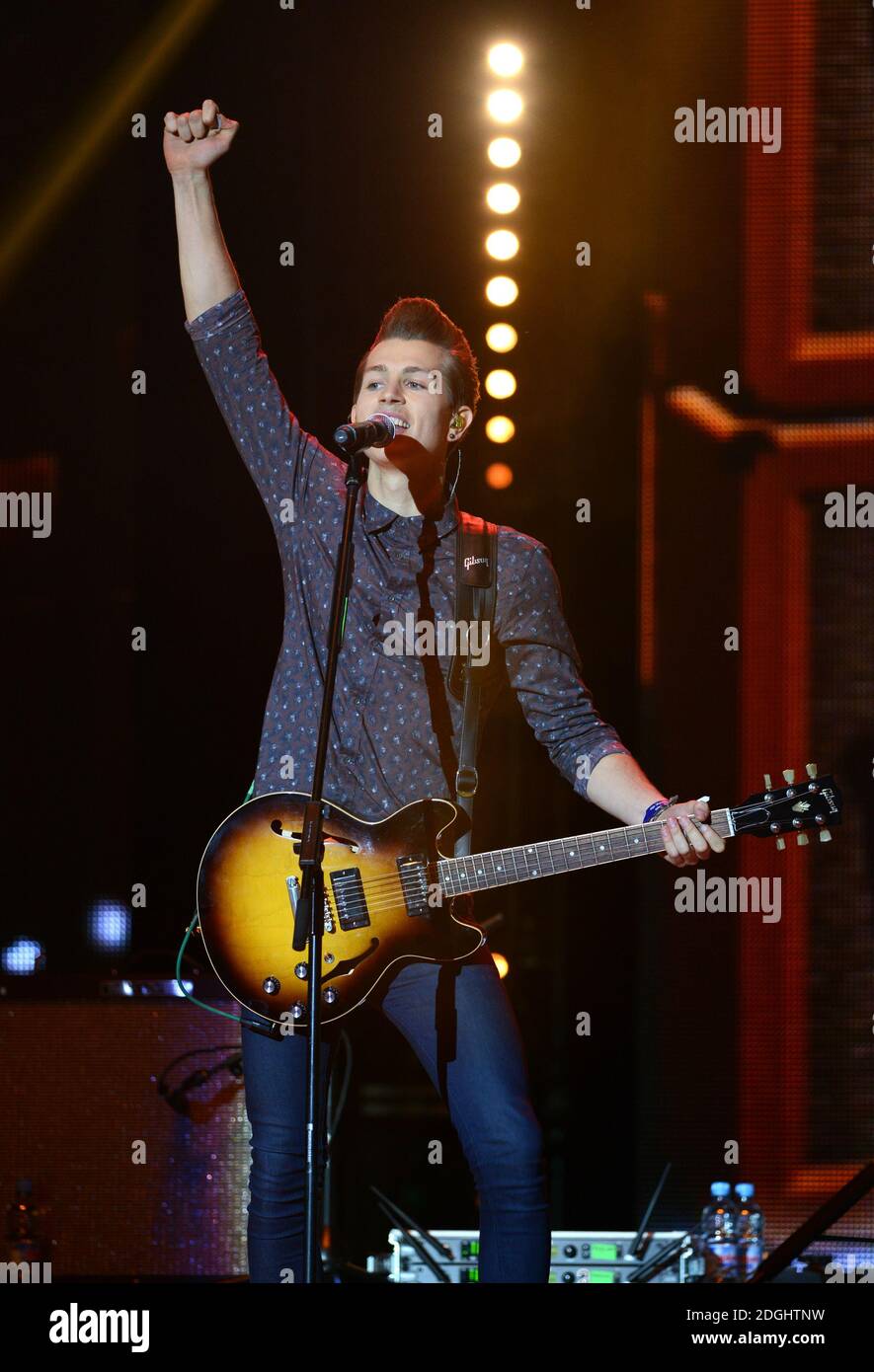 James mcvey of the vamps hi-res stock photography and images - Alamy