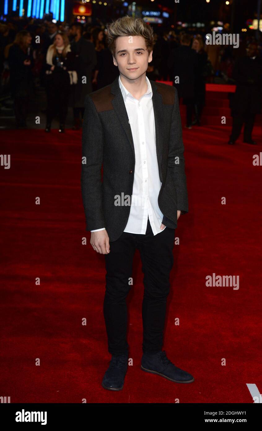 Elya Fox arriving at the Jack Ryan, Shadow Recruit European Premiere ...