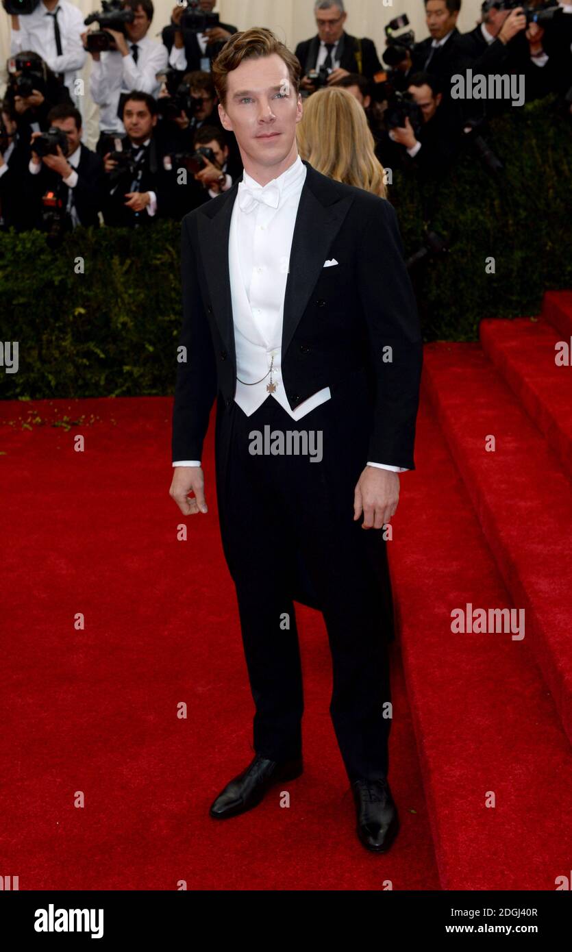 Benedict Cumberbatch arriving at the Costume Institute Benefit Met Gala ...