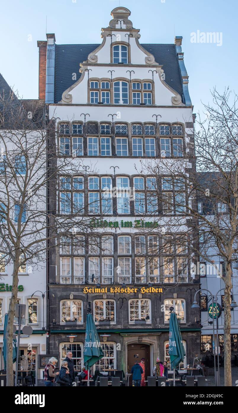 Guild hall renaissance architecture hi-res stock photography and images ...