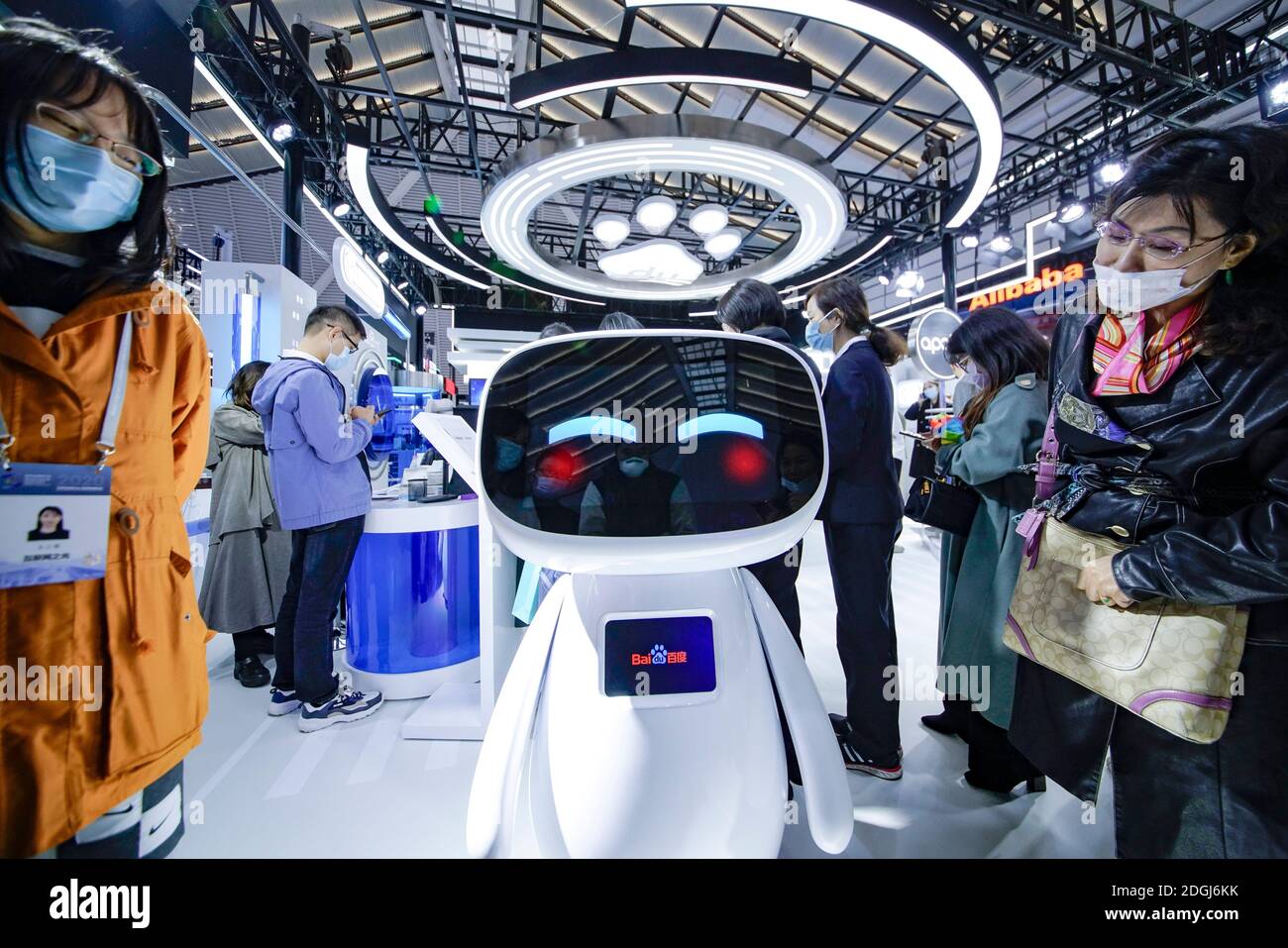 Baidu robot hi-res stock photography and images - Alamy